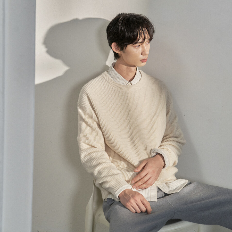 제대로 만든옷 TBH SHOP : ANW세미오버핏라운드니트